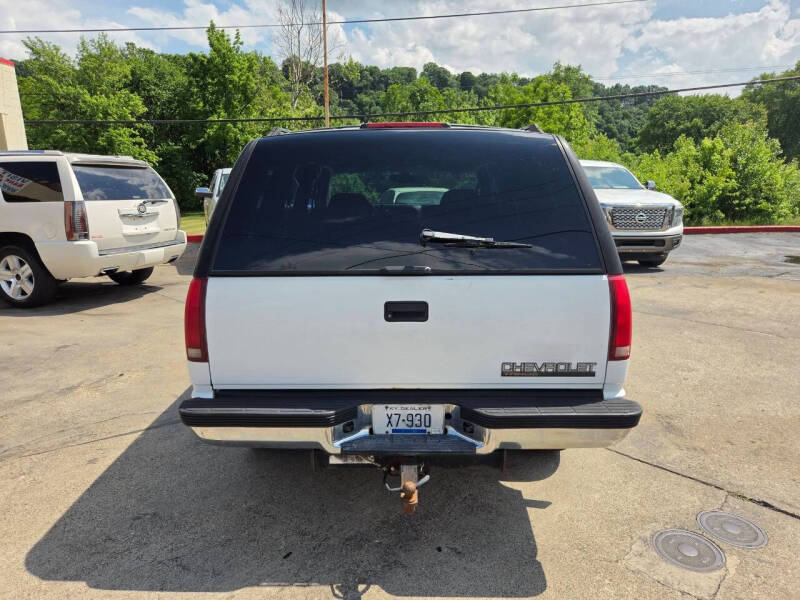 1GNEK13R9VJ | VIN Lookup for CHEVROLET TAHOE 1997